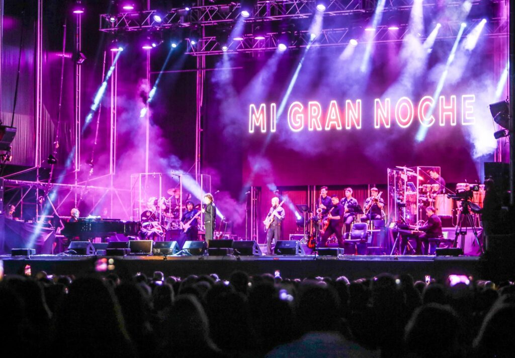 'RAPHAEL 6.0': 60 AÑOS SOBRE LOS ESCENARIOS | Raphael sigue siendo un ...